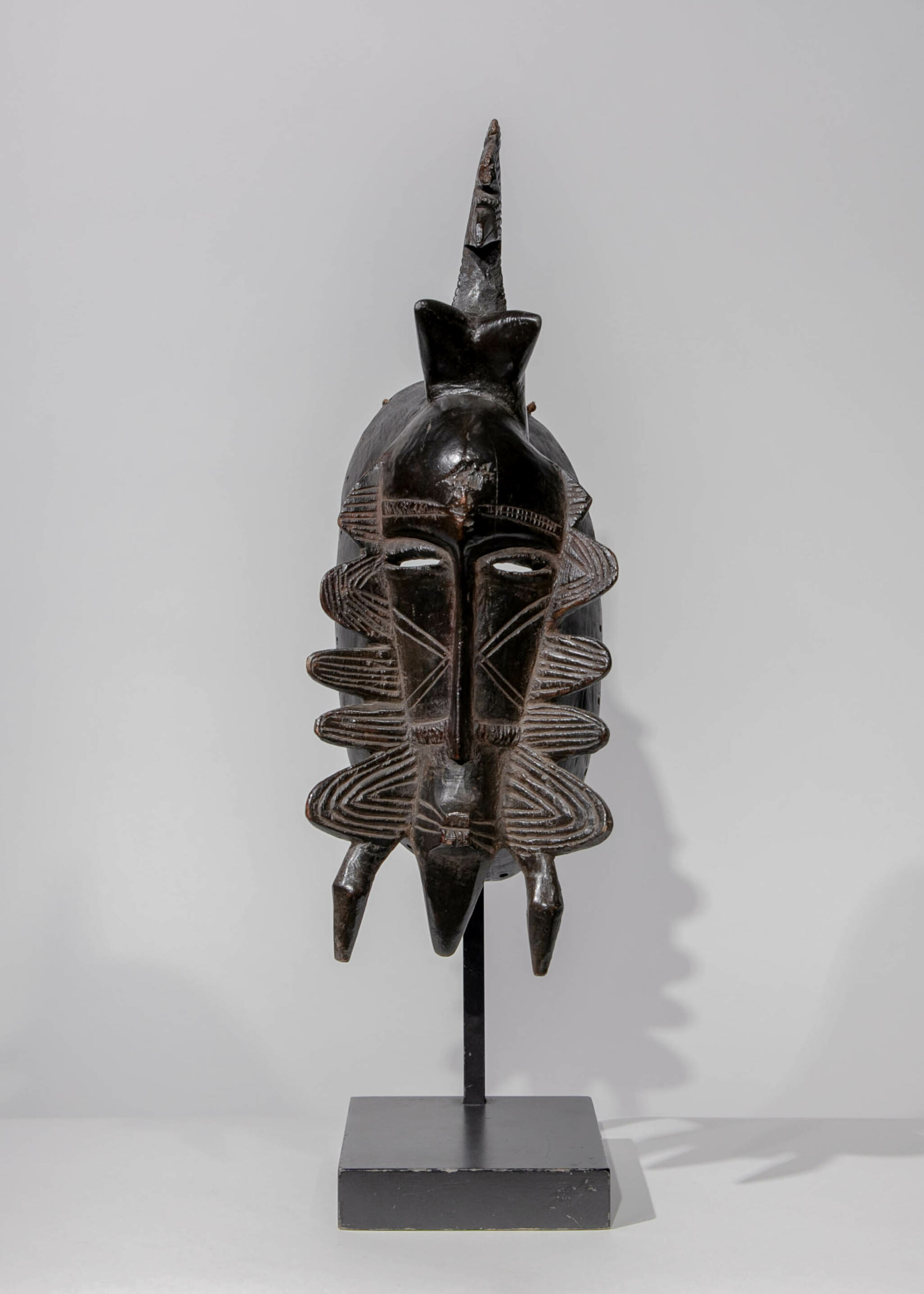 Nies Fine Art — Kpelie Mask