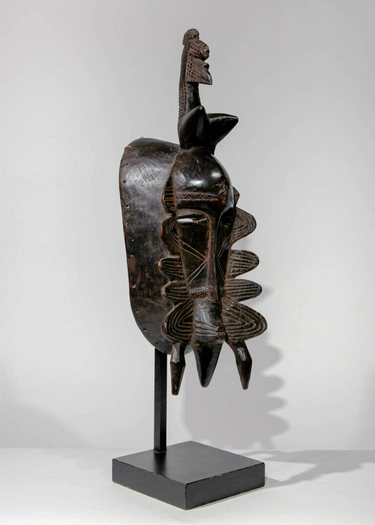 Nies Fine Art — Kpelie Mask